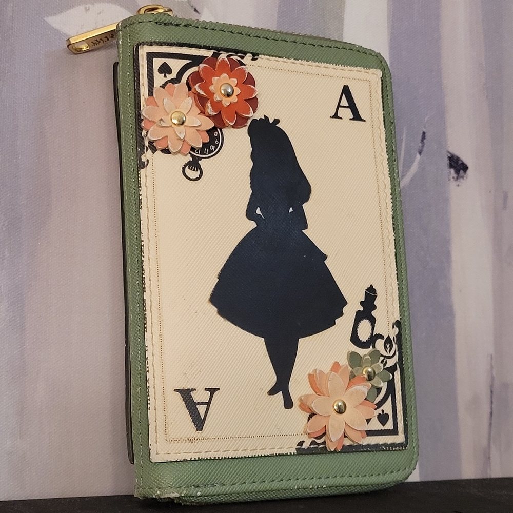Alice In Wonderland Floral Playing Card Small Zip Wal… - Gem